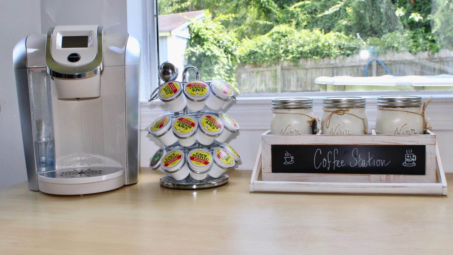 How to Organize and Maintain a Personal Bar Beverage Station